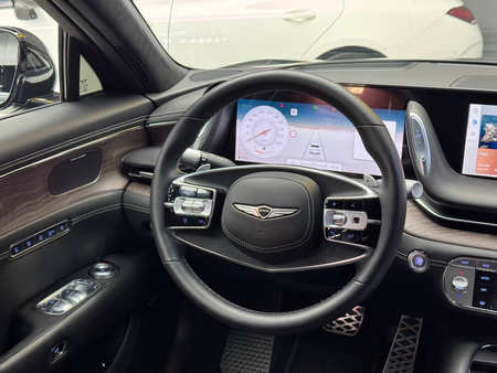 Продается Genesis G90 2023