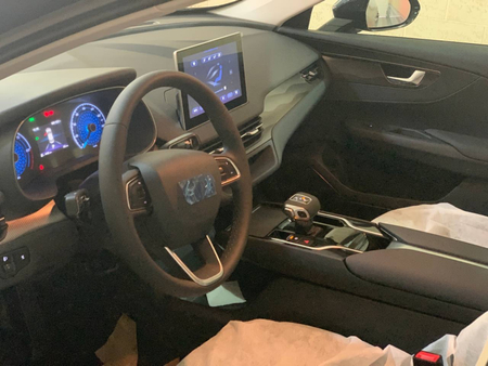 Hongqi e-qm5 450 km