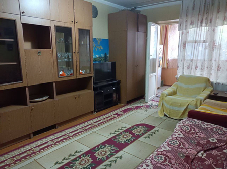 -Казырабад 2/1/5 Кирпич Разделка 62кв.м балкон 2х6