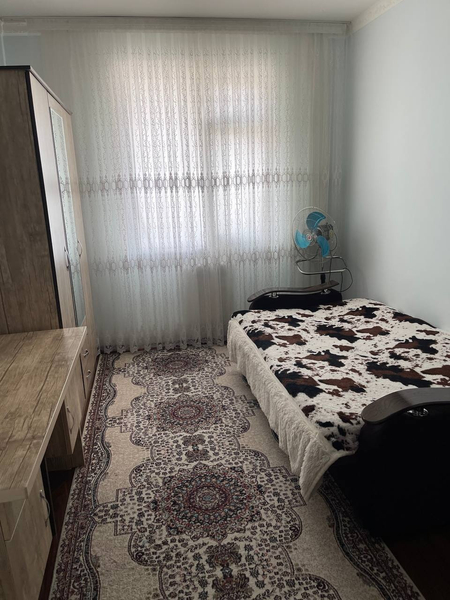 Сдаю 3 комн.квартиру