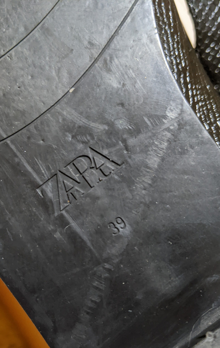 ZARA женские, надели пару раз, р.39