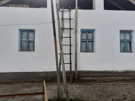 Uy Sotiladi. Yaxshi sharoitda