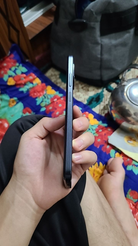 Oppo 18, 1 oy ishlatilgan