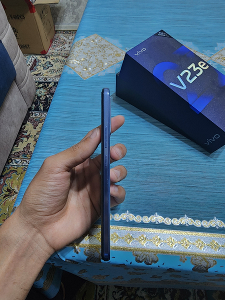 Vivo 23 e holati zoʻr 200$