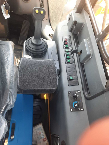 SDLG LG953 - 3,0 куб.м погрузчик В Наличии!!!