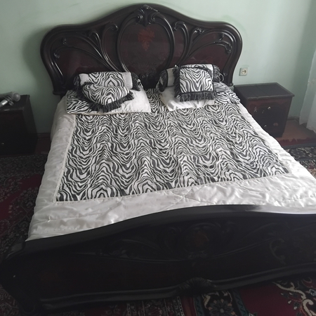 Спальный гарнитур в хорошем состояние
