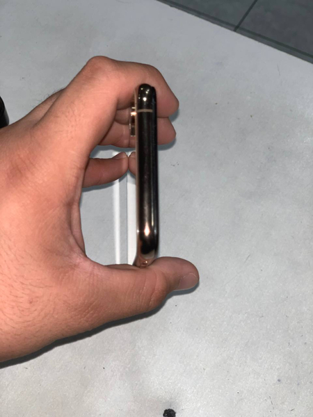 Iphone xs gold 64