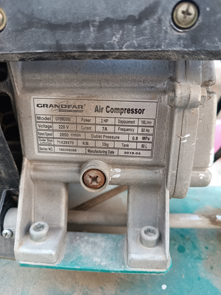 Компрессор 50л рабочий