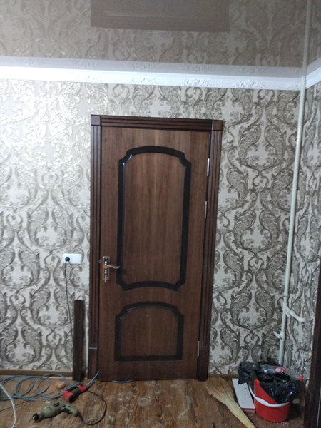 Хар хил турдаги ясин арех дуб сасна шпон копламали, ламинат эшиклар