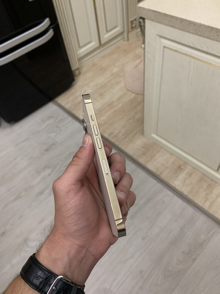 iPhone 13 pro 128GB Gold