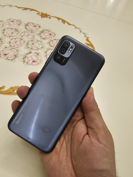 Redmi note 10 в отличном состоянии, всё работает