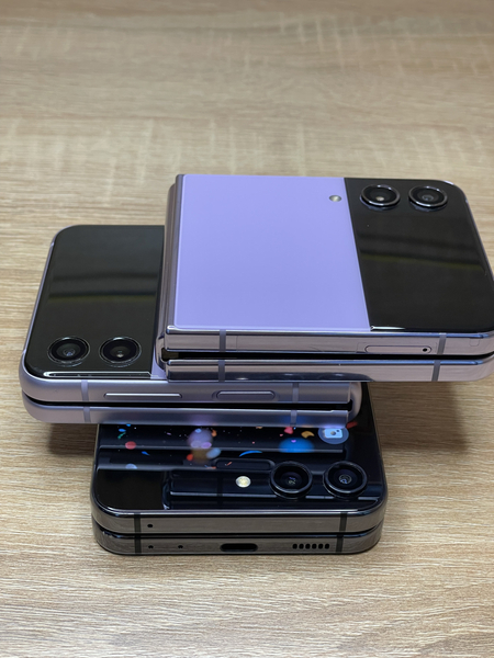 Samsung galaxy Z flip4  Z flip5