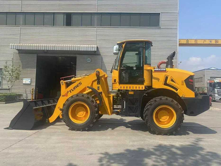 Погрузчик TURES HR935D 1,5 m3 колесный