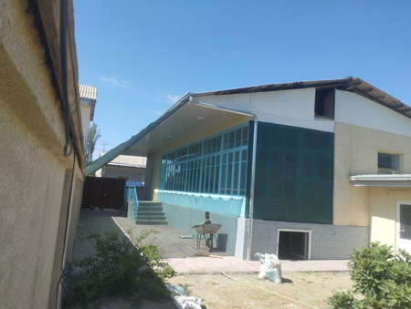 Uchaska 2,8 sotik (hovli joy)