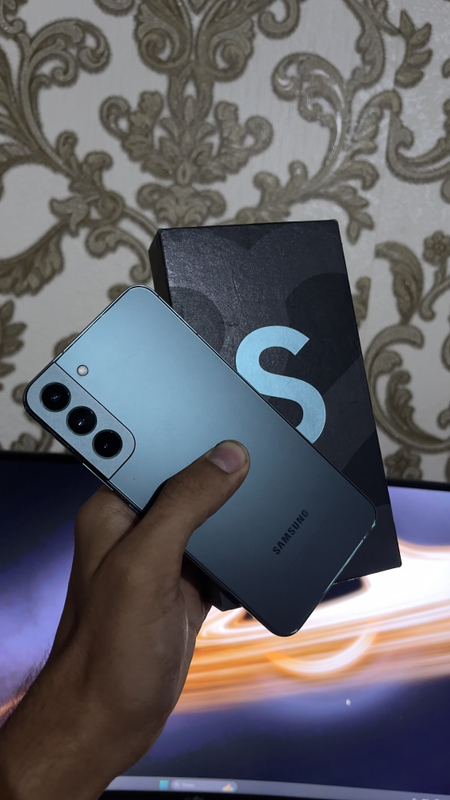 SAMSUNG S22+ / Ideal!