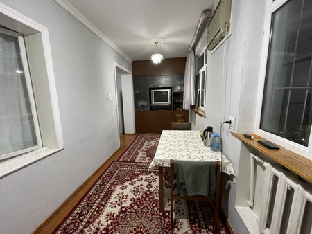 Продаётся 3х комнатная 90 кв.м,  Юнусабад 4 квартал, Автосалон