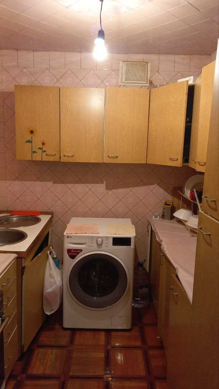 Чилонзор 19 кв 1в2 //3//5 балкон 1.5х3