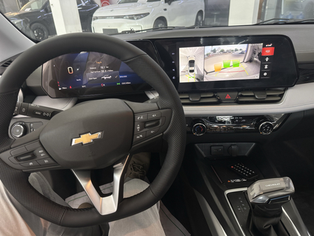Monza 1,5 Limited (360 градус, обогрев сид) автосалон