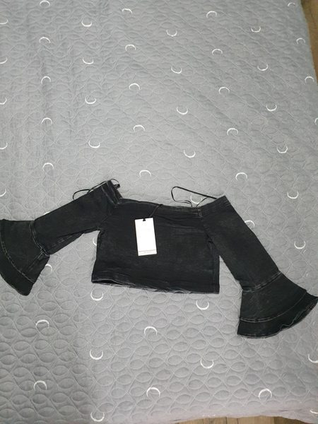Продам топы Zara