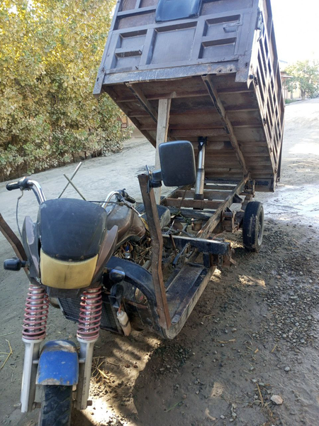 Olaja moto aybi yoq xolati yoxshi xamma yeri ishla duripti