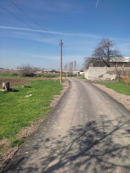 Хусусий уй жой сотилади. Жами 154 сотих. Бир нечта кадастр хуж-ларда.