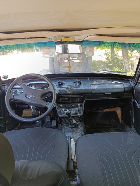 Vaz 2106 sotiladi 1996 yili