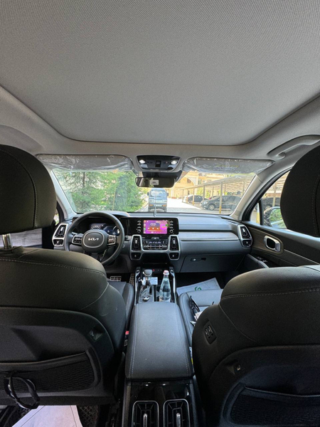 Продается KIA SORENTO 2023