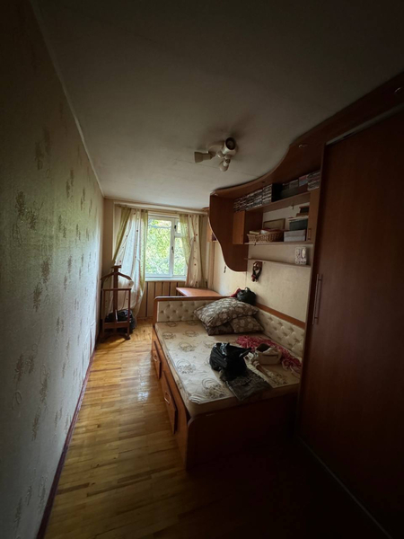 Ц1 Продается квартира 4/4/4 балкон 2*6 можно под ипотеку