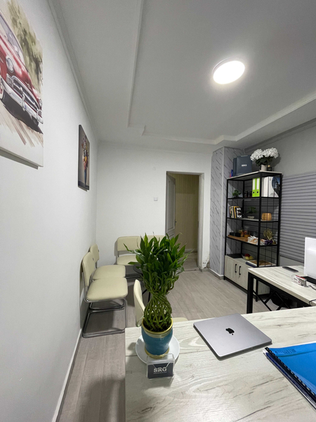 Аренда офис 250уе Метро Космонавтлар комната 12m²