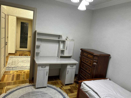 Госпитальный Капитал Банк 3-комнатная 5/9 75 м² евроремонт меб/тех