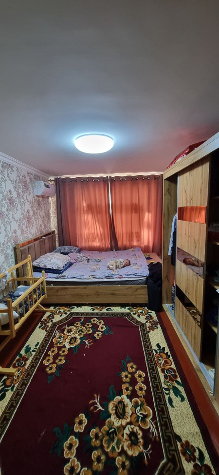 Uy srochna sotiladi 3 honalik rimonti yangi bektemirda
