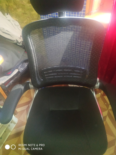 Продается кресло компьютерное,игровое
