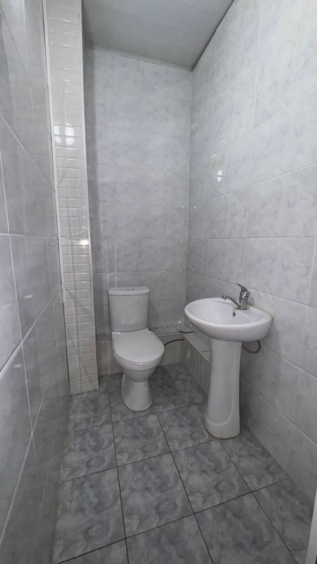 Продаётся 100м² Садык Азимова 4/6/9 ор-р Ц-1  \\\