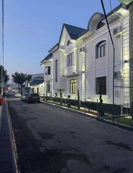 Продается Евро Дом 7 соток 380 кв Амир Темур махаля