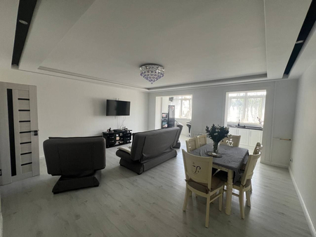 FOR RENT/Аренда квартиры/2 комн/2 этаж/70м2/Ракат корзинка/срочно