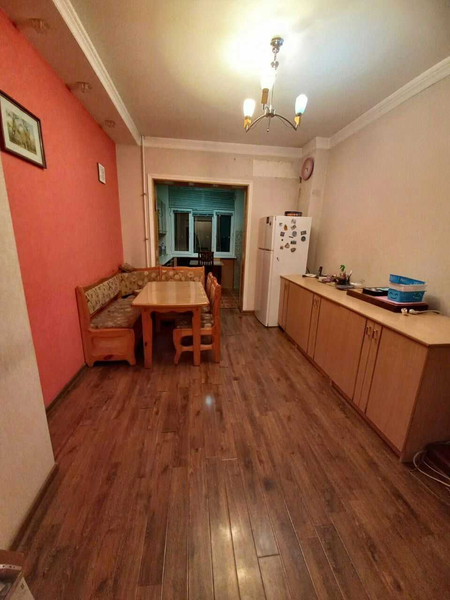 Продается 3-х комнатная квартира. Юнусабад 9 квартал