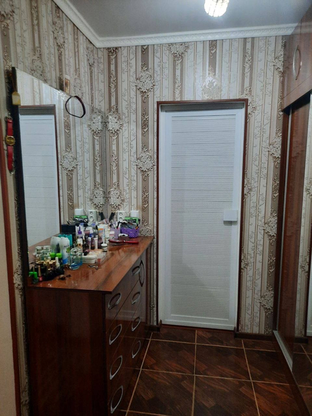 3 xonali uy sotiladi,Продаётся 3х комнатная квартира