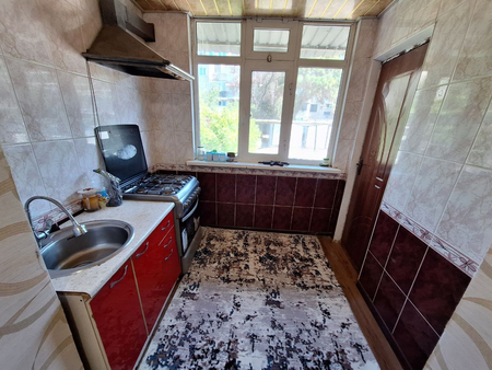 Динамода квартира сотилади. 33500$