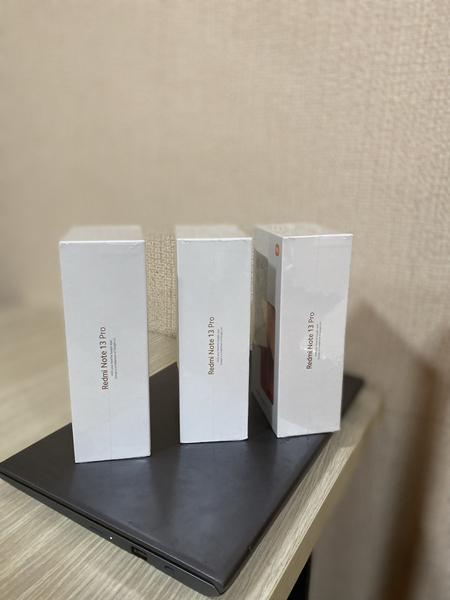 Xiaomi Redmi Note 13 Pro 8/256gb новый ещё в целофане. Глобаль версия