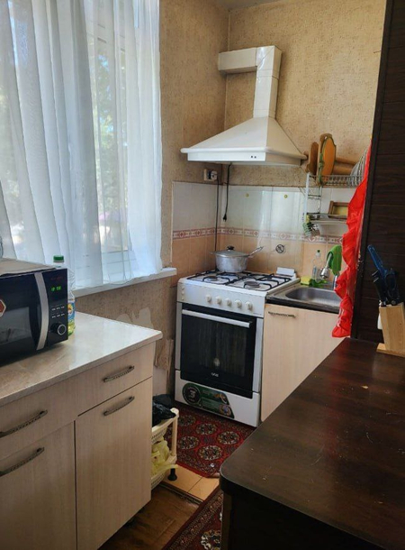 Чиланзар 19 квартал 2в3х ком 2 этаж