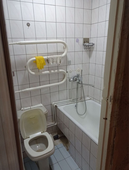 Торговый центр 1 комнатная 2 этаж Продам