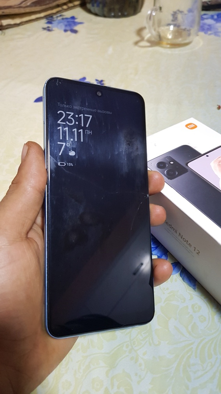 Redmi.note.12 kordok ful salgina oynasi singan
