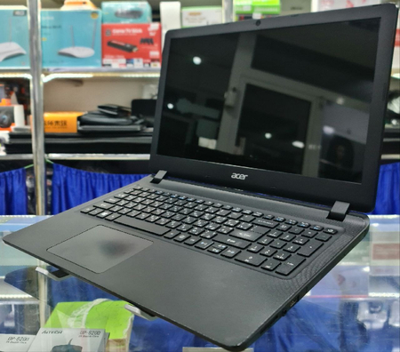 Acer notebook i3 6006 DDR4GB SSD256GB