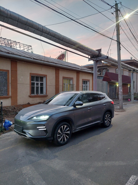 Byd song champion 605km