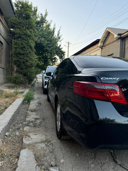Camry 40 sotiladi