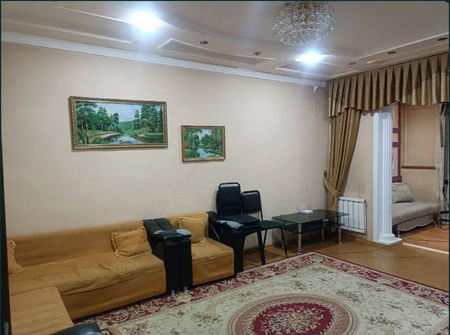 Квартира на Лабзак 2/3/4 общ пл 54м Высокопотолочная