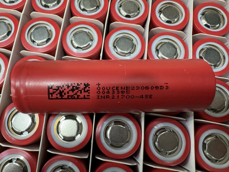 Li-ion Akumulyator 21700