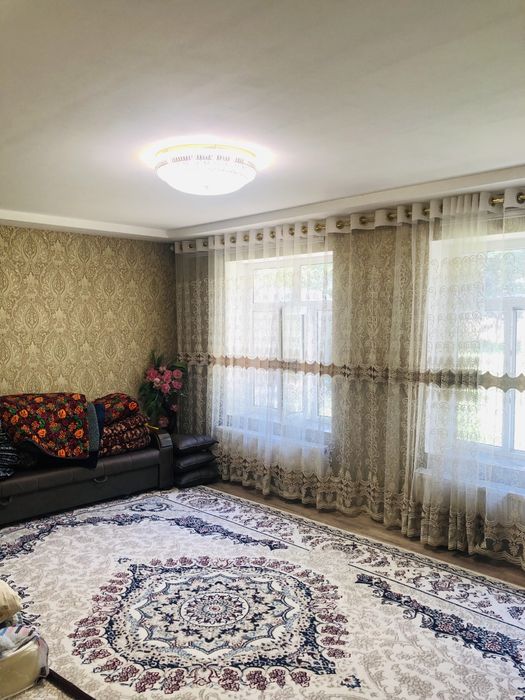Продажа дома. 10 сот. 5 комнат. Кибрай. Магараж