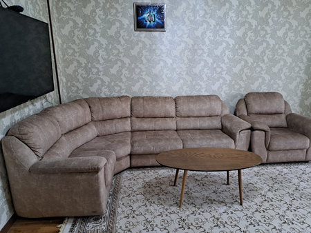 Продам свой уголок