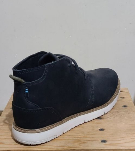Ботинки TOMS из натурального нубука привозные из Европы